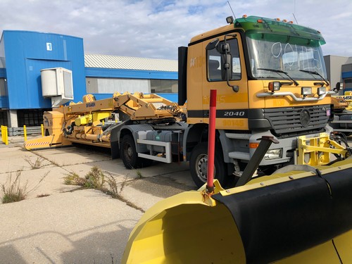 Mercedes-Benz Actros 2040 AS (#90145) & Overaasen Trailer Runway ...