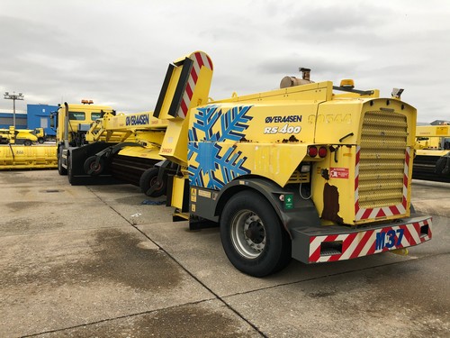 Mercedes-Benz Actros 2041 AS (#90544) & Overaasen Trailer Runway ...