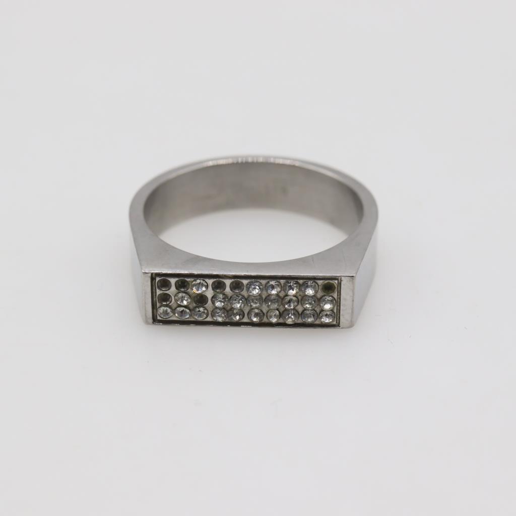 Metal Clear Stone Fashion Ring | Property Room