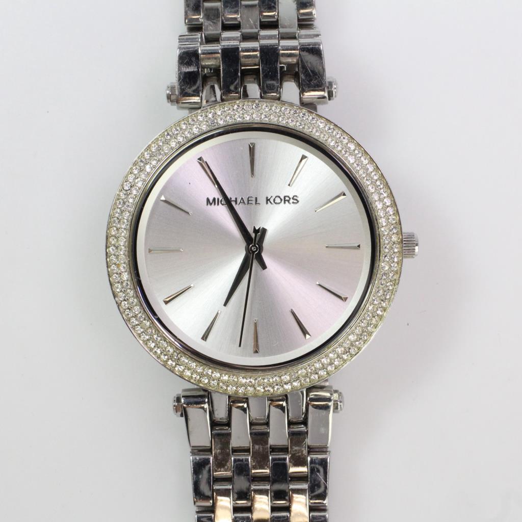 Michael Kors Darci Pave Watch | Property Room