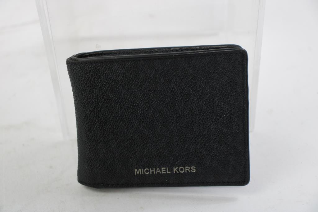 Michael Kors Men's Wallet | Property Room