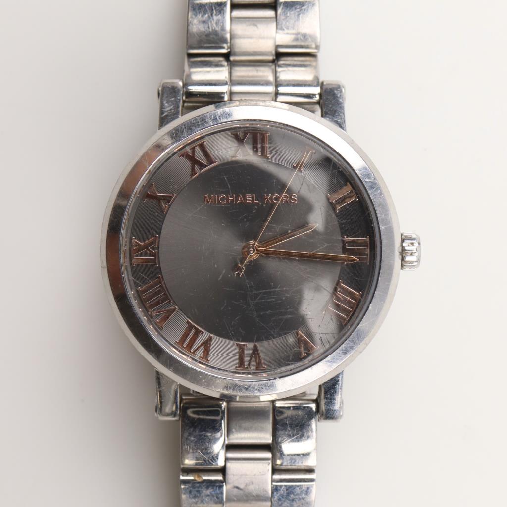 Michael Kors Norie Grey Dial Watch | Property Room