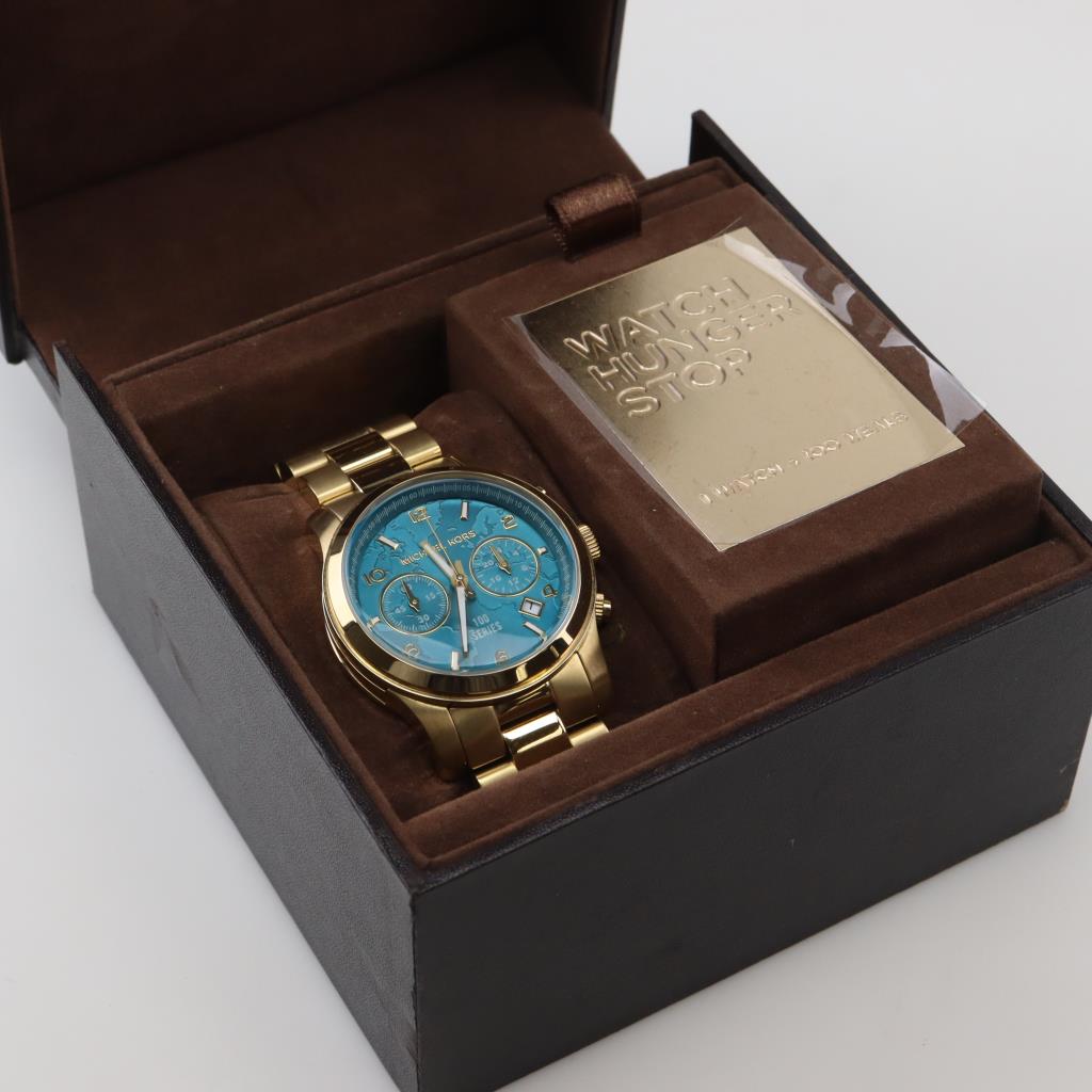 Michael Kors Runway Stop Hunger Watch | Property Room