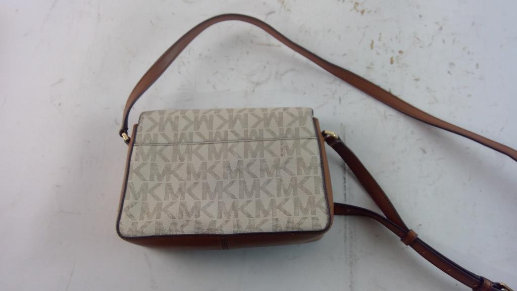 Michael Kors Small Purse | Property Room