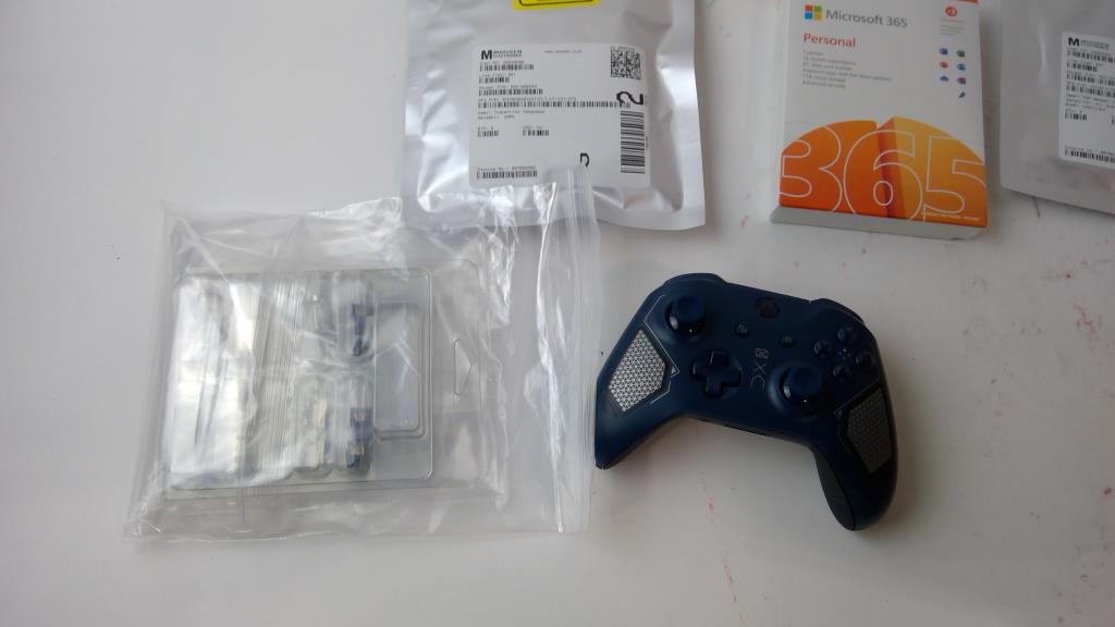 Microsoft 365 Personal And Xbox 1 Controller, 2 Pieces | Property Room