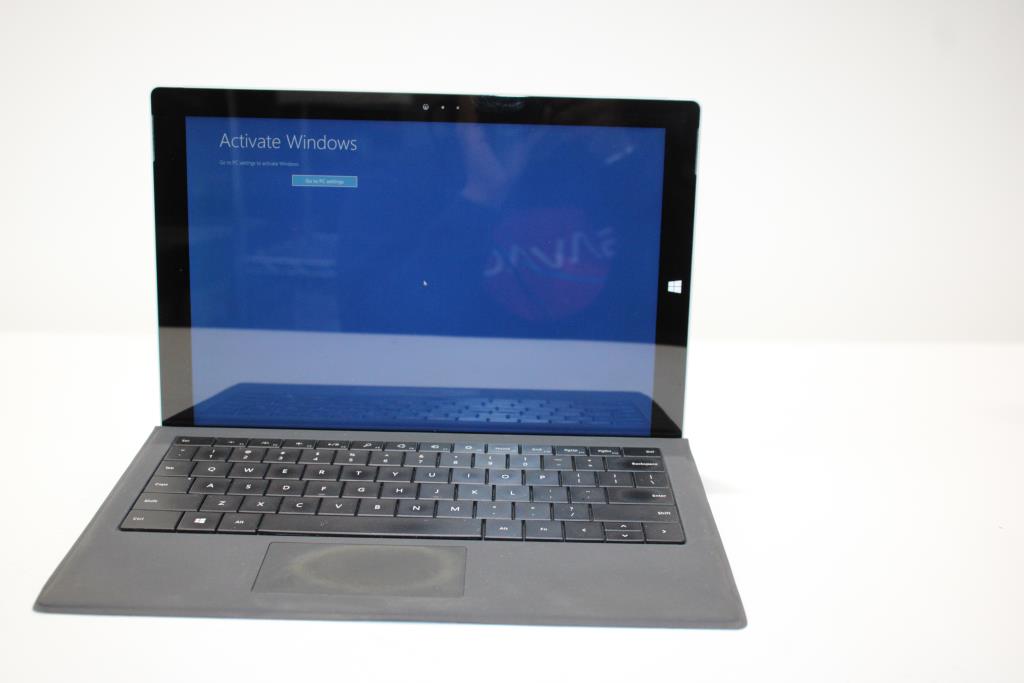 Microsoft Surface Pro 3 Tablet PC, 128GB, Wi-Fi Only | Property Room