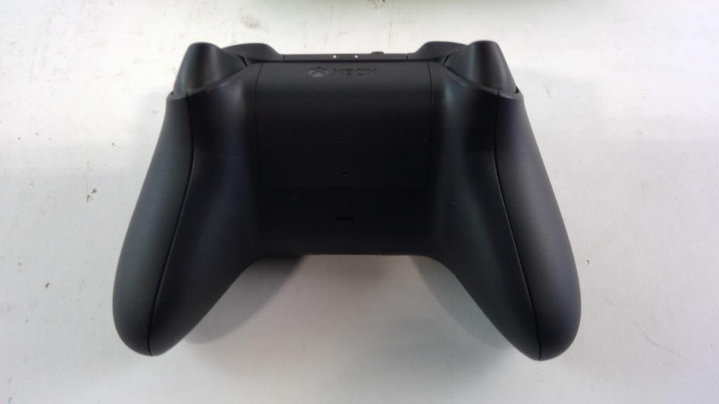 Microsoft Xbox Controller | Property Room