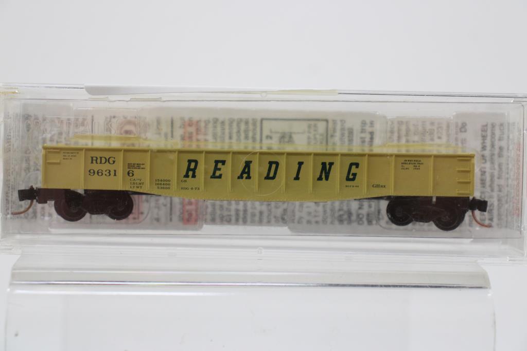 Micro-Trains Line 50' Gondola Fishbelly Side With Drop Ends Reading | Property Room