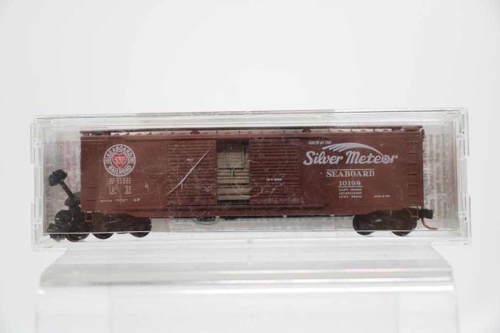 Micro-Trains Line 50' Standard Box Car Double Doors With Freight Load Seadbord Air Line ...