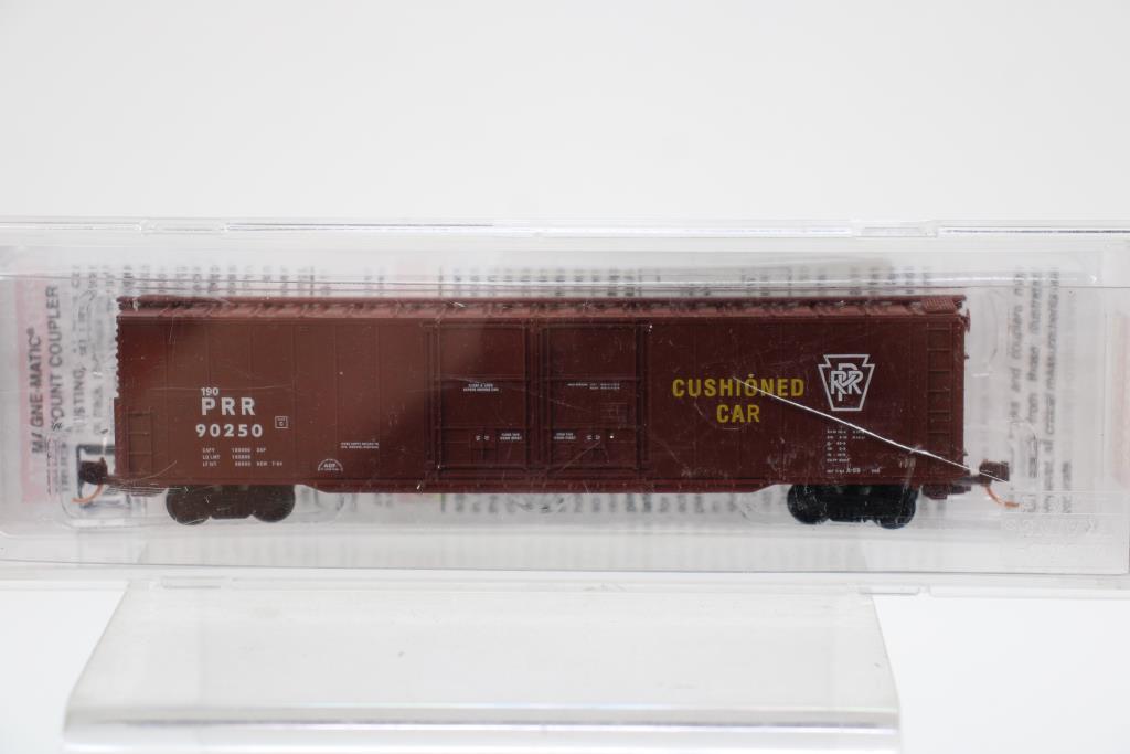 Micro-Trains Line 60' Box Car Double Plug Doors Pennsylvania Railroad | Property Room