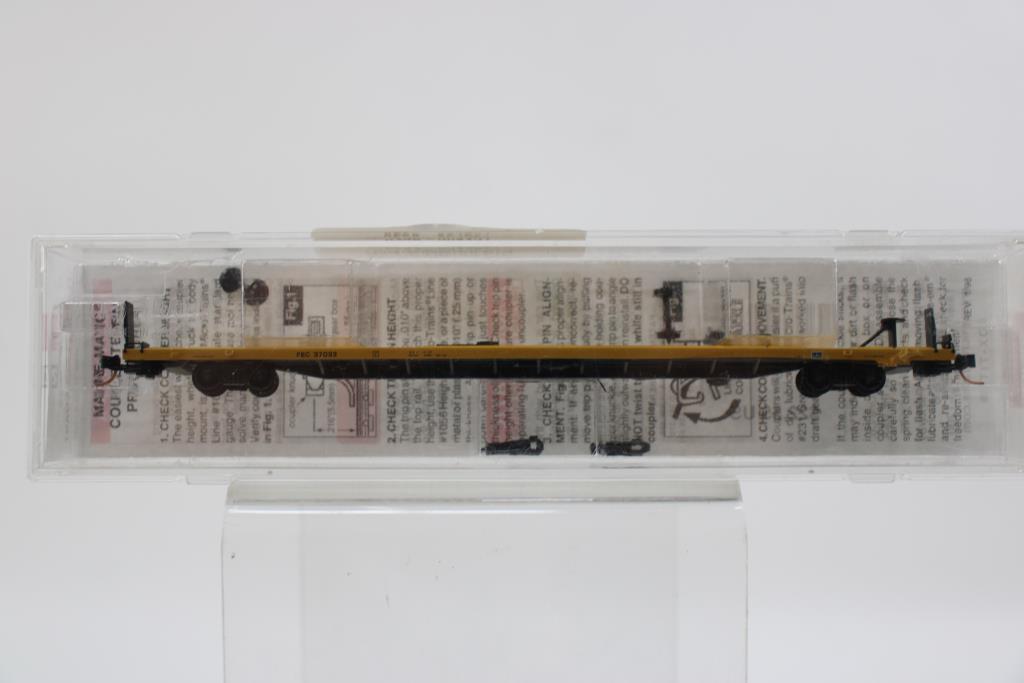 Micro-Trains Line 89' 4" TOFC Flat Car | Property Room