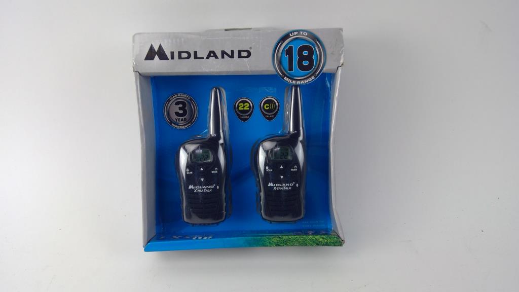 Midland LXT 118 Radios | Property Room
