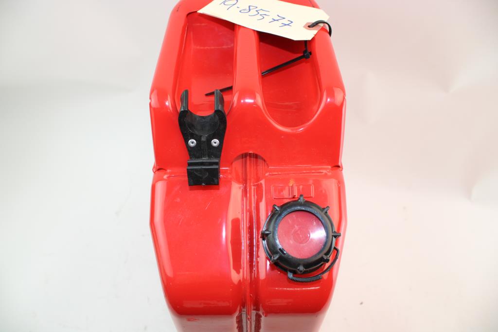 Midwest Can Company 5 US Gallon / 20 Liter Gas Can | Property Room