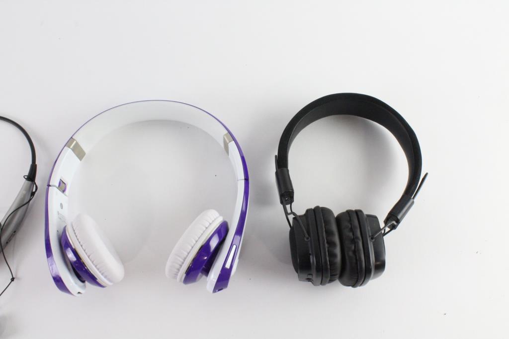 Miikey Bluetooth Headphones, Merkury Headphones, And More, 7 Pieces ...