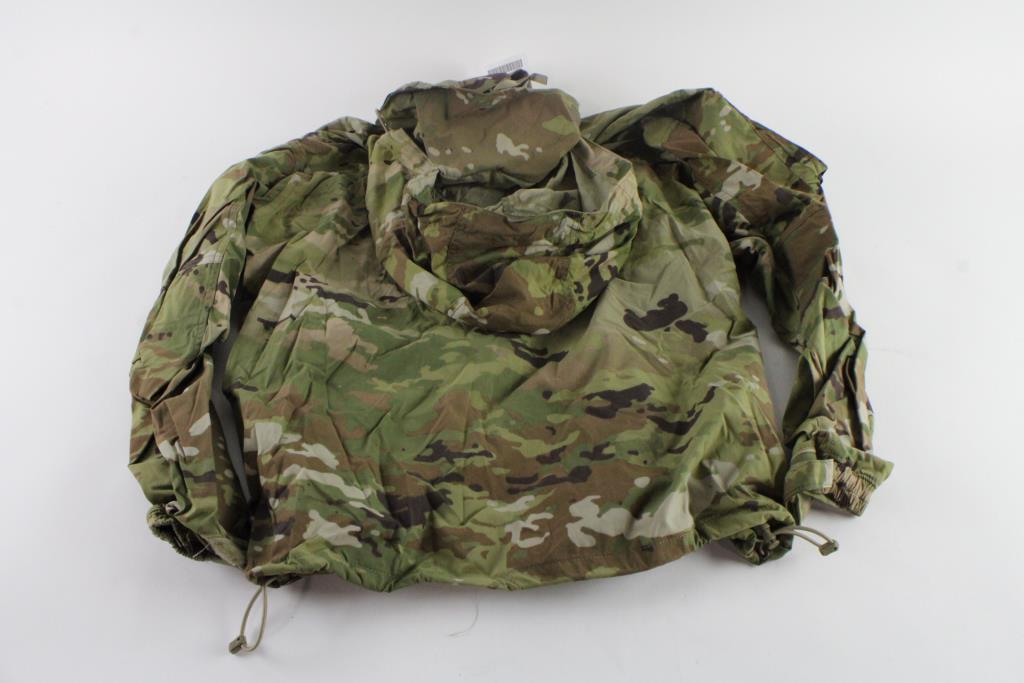 Military Grade Cold Weather Jacket OCP Colors. | Property Room