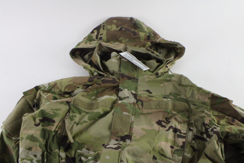 Military Grade Cold Weather Jacket OCP Colors. | Property Room