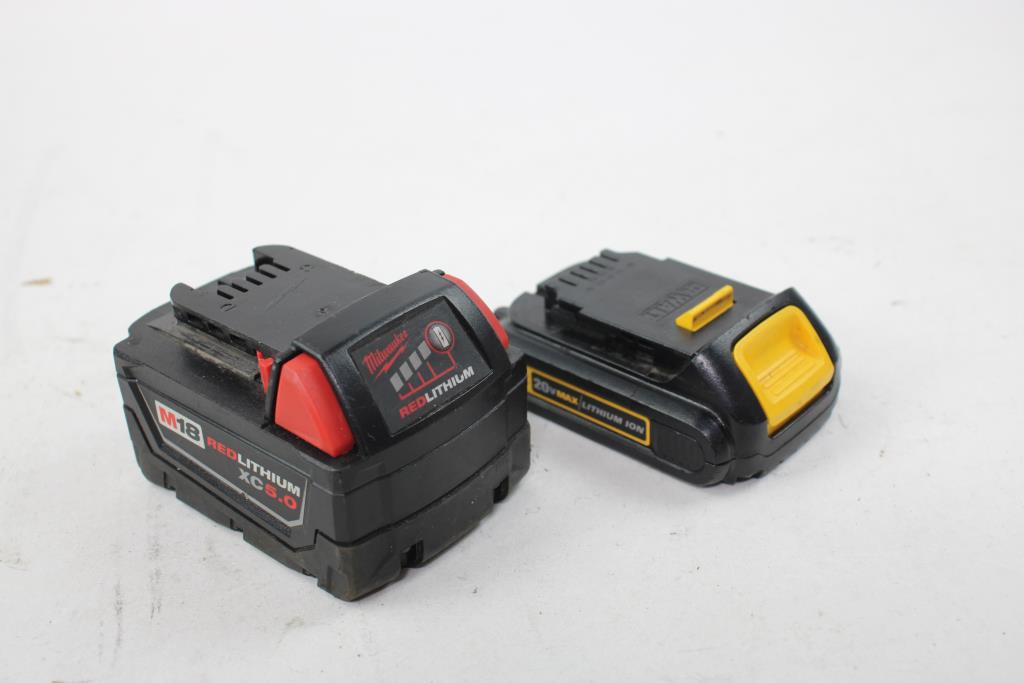 Milwaukee 1/2" Impact Wrench 2555P-20 With Dewalt DCB201 And Milwaukee ...