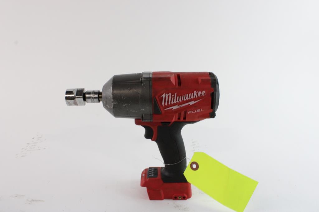 Milwaukee 1/2" Square-Ring Impact Wrench | Property Room