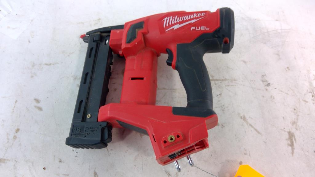 Milwaukee 18Ga Narrow Crown Stapler | Property Room