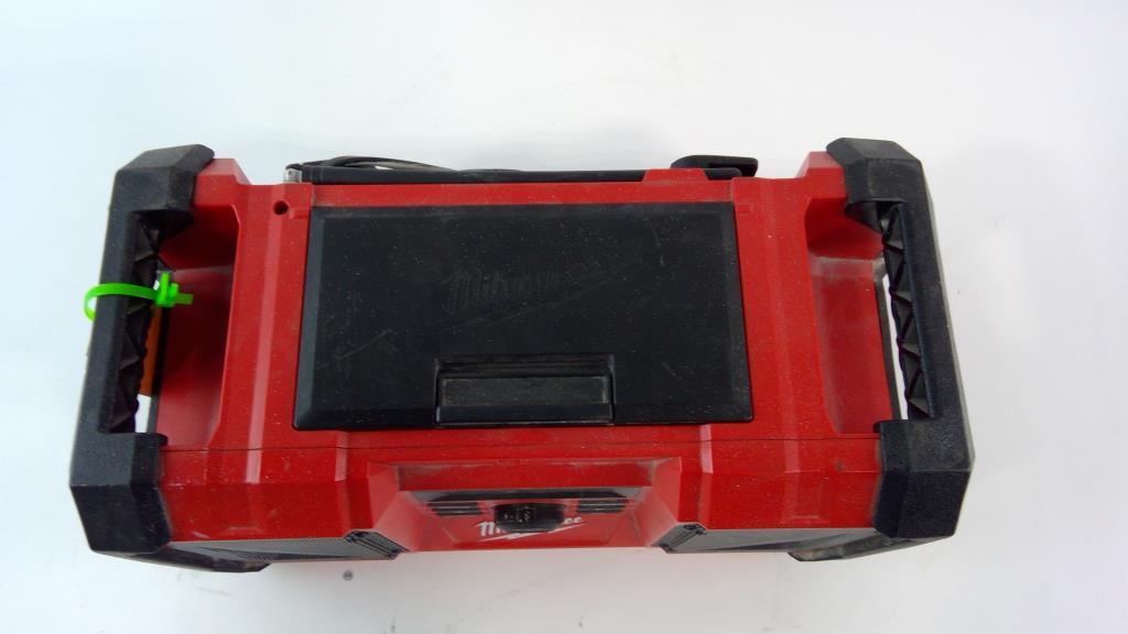 Milwaukee 2in1 Radio | Property Room