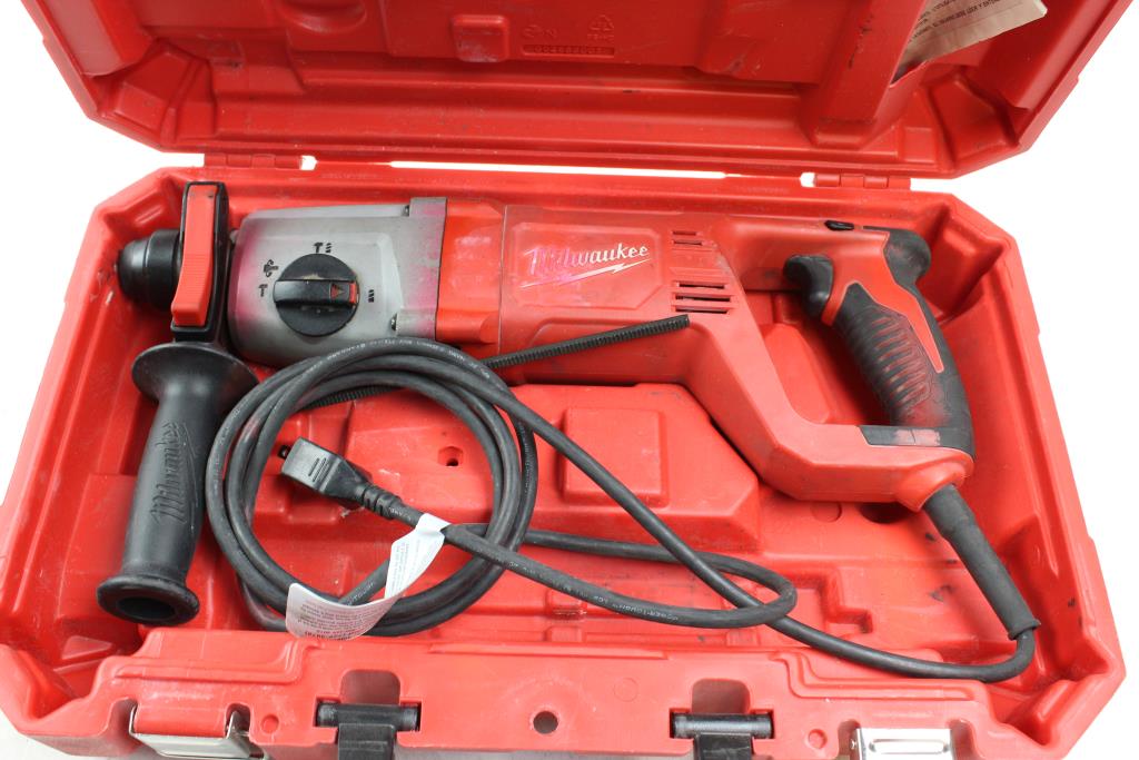 Milwaukee 5262-21 1 Inch SDS Plus Rotary Hammer Kit | Property Room