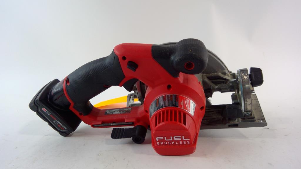 Milwaukee 5-3/8'' Circular Saw | Property Room