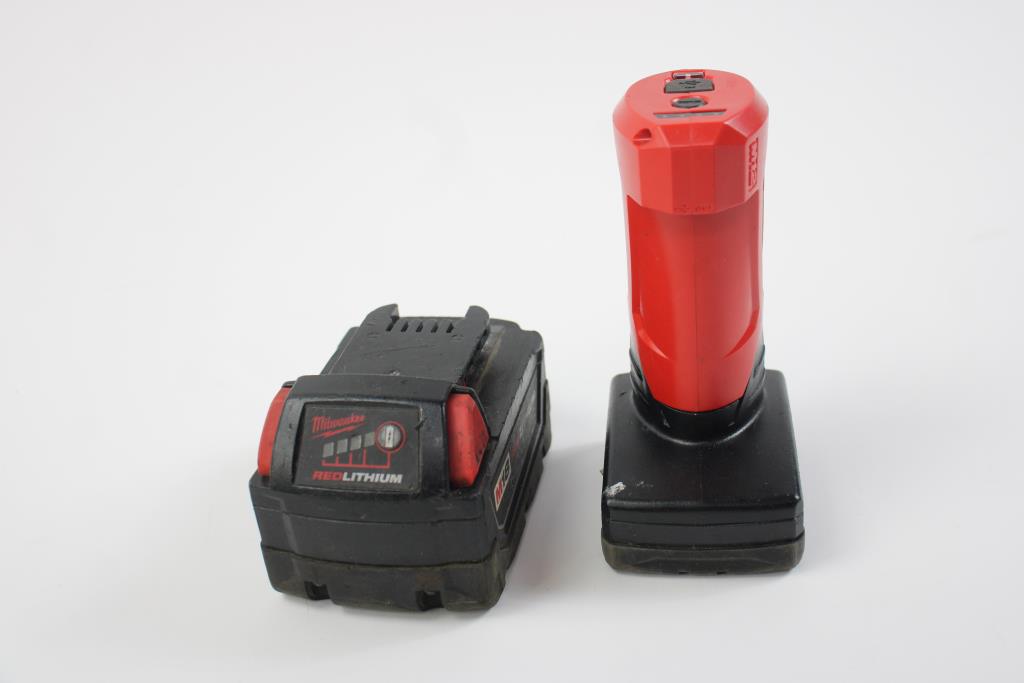 Milwaukee Compact Charger And Power Source | Property Room