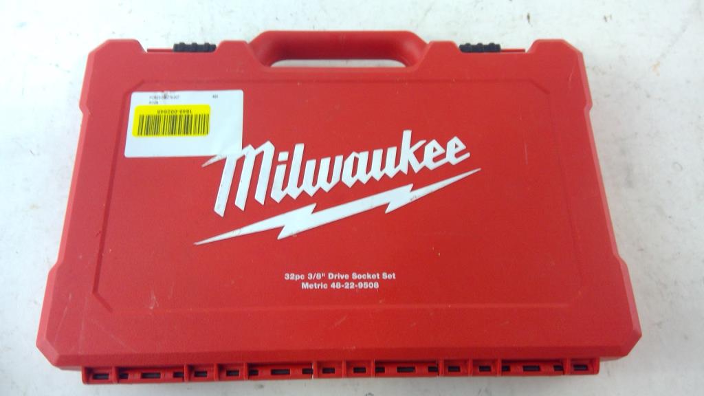 Milwaukee Drive Socket Set | Property Room
