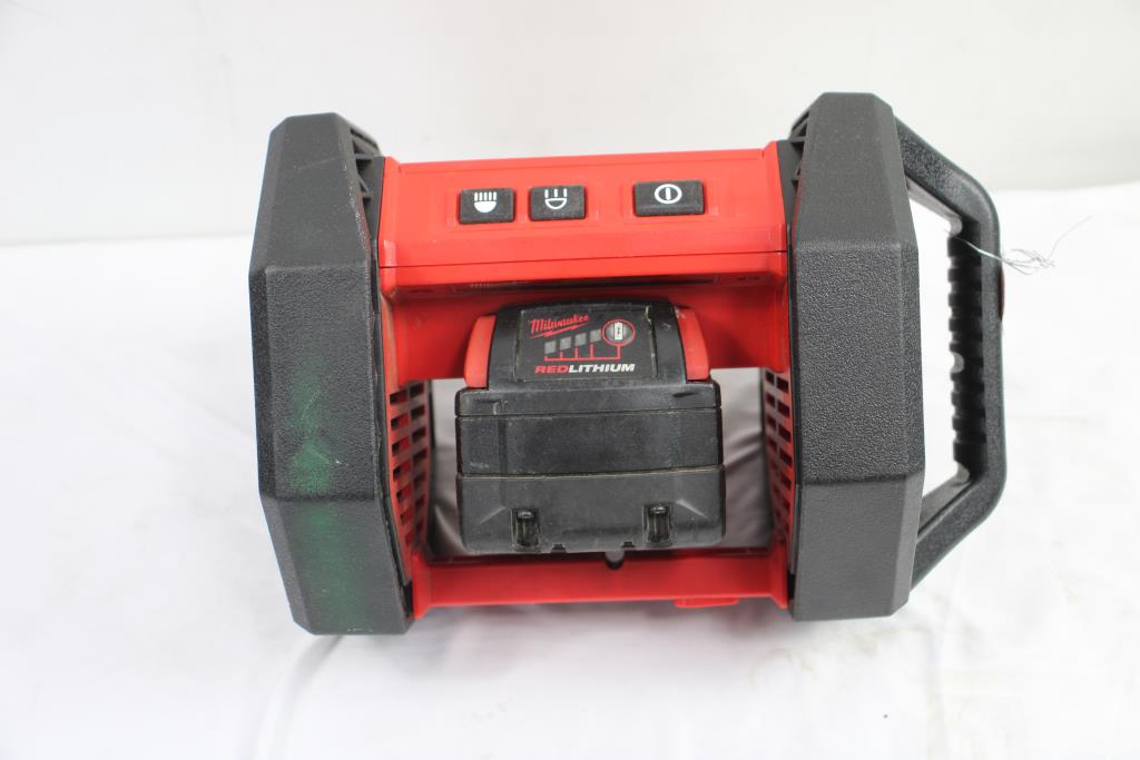 Milwaukee Flood Light | Property Room