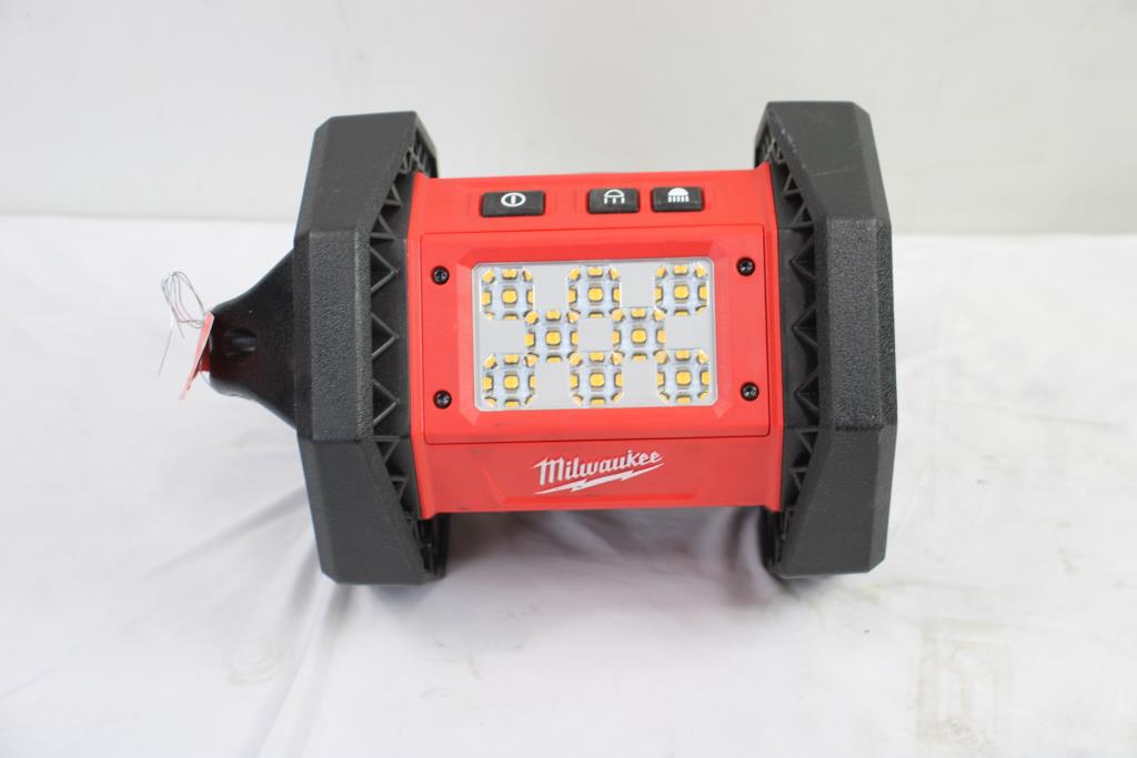 Milwaukee Flood Light | Property Room