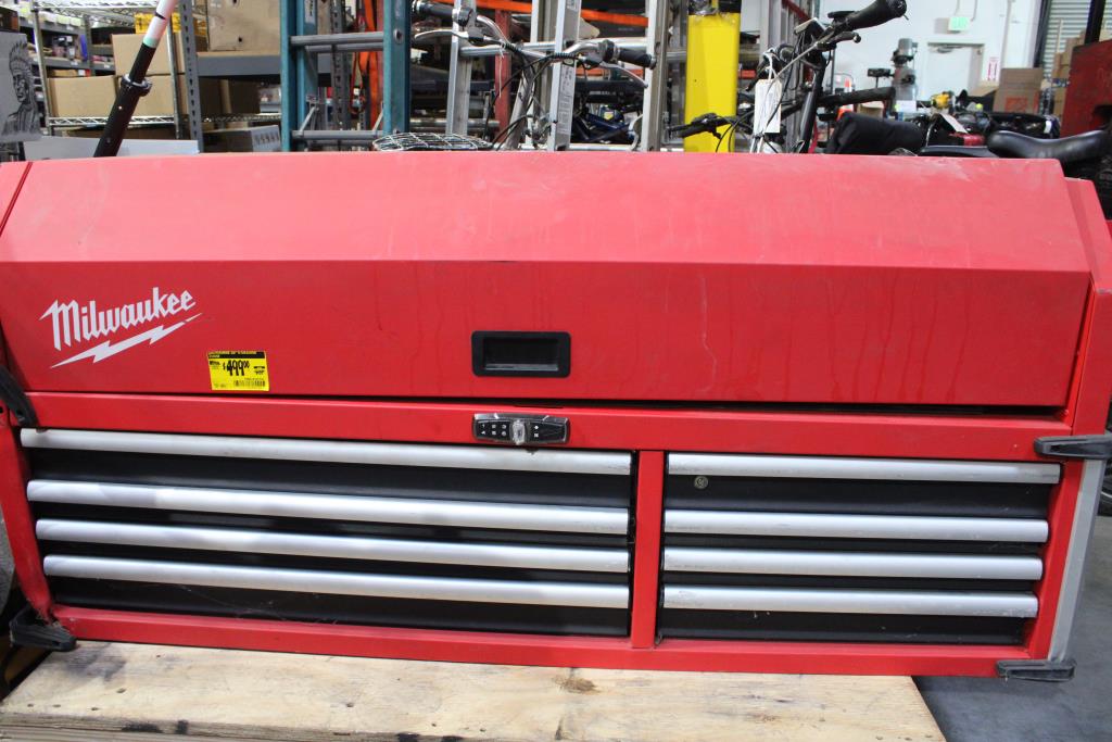 Milwaukee High Capacity 56 In. 8-Drawer Top Chest | Property Room