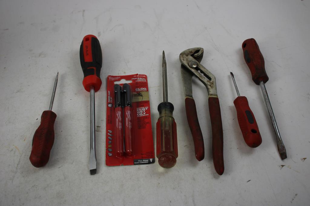 Hand & Power Tool Auctions - Page 1 | PropertyRoom.com