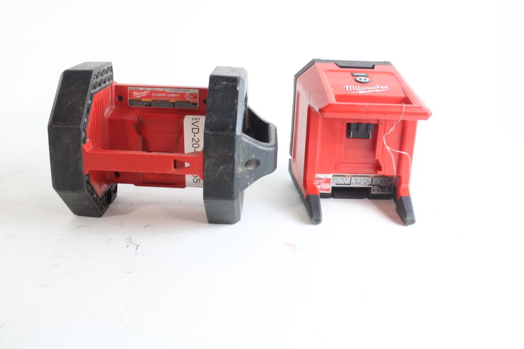 Milwaukee LED Work Lights | Property Room