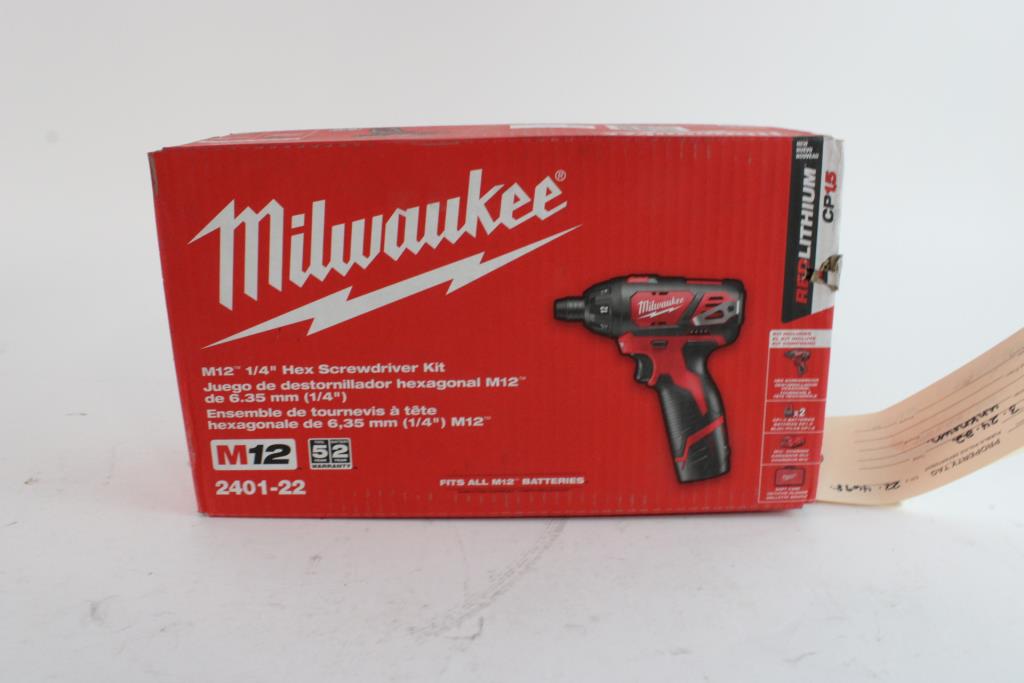 Milwaukee M12 1/4" Hex Screwdriver Kit | Property Room
