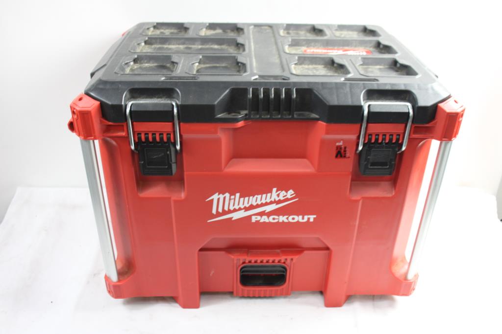 Milwaukee Packout | Property Room