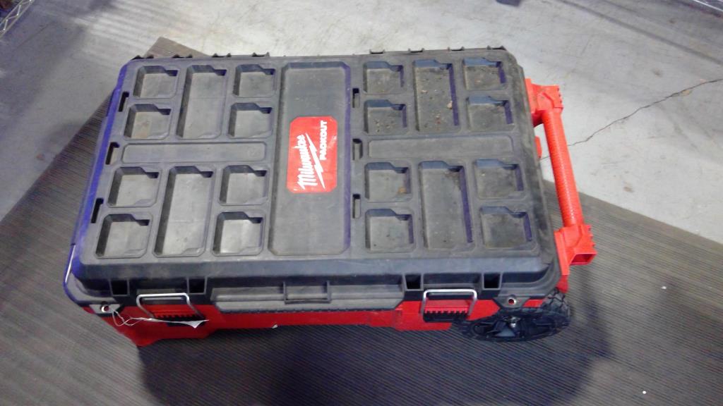 Milwaukee Packout Rolling Tool Case | Property Room