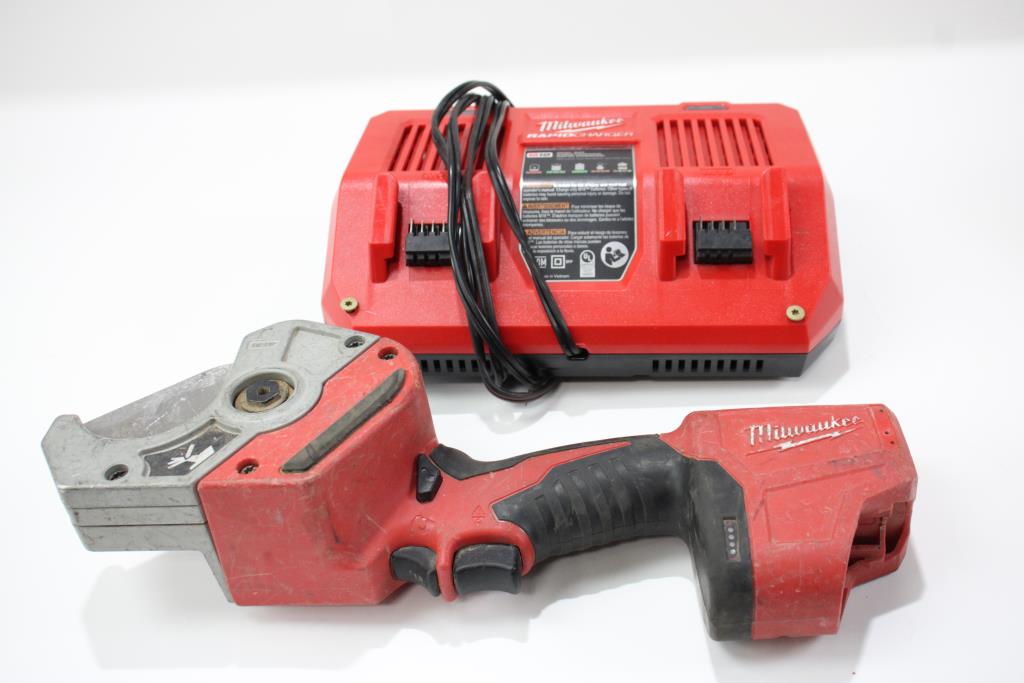 Milwaukee Plastic Pipe Shear | Property Room