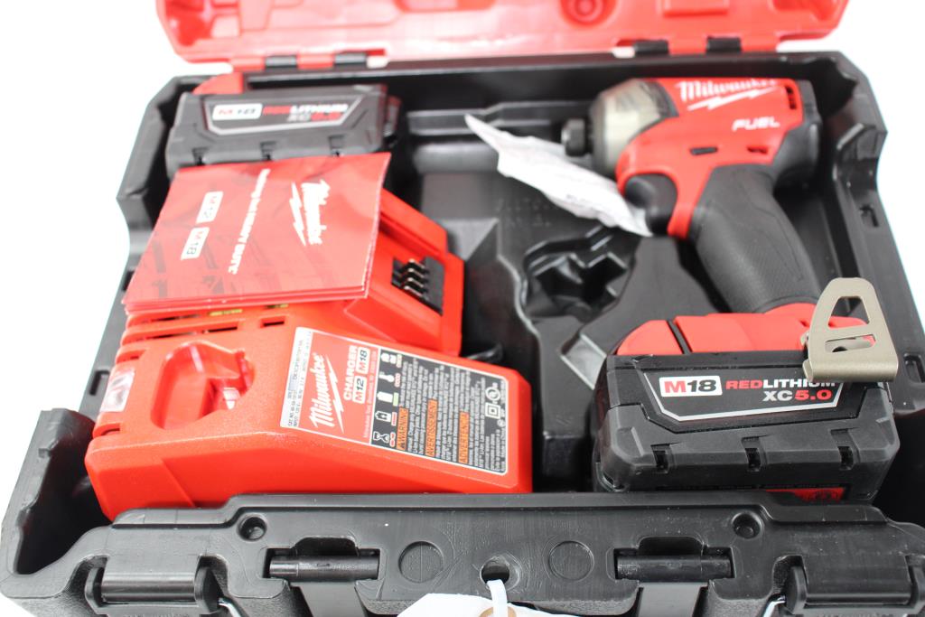 Milwaukee Surge 1/4" Hex Hydraulic Driver | Property Room