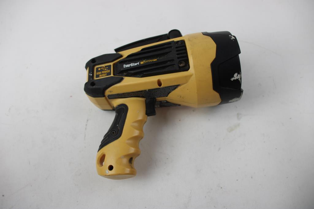 Milwaukee Surge 1/4" Hex Hydraulic Driver, And EverStart Maxx Spotlight ...