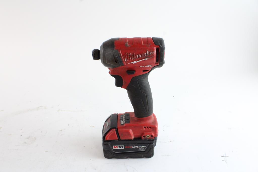 Milwaukee Surge 1/4" Hydraulic Driver | Property Room