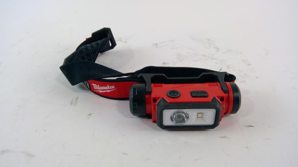 Milwaukee Work Lamp | Property Room