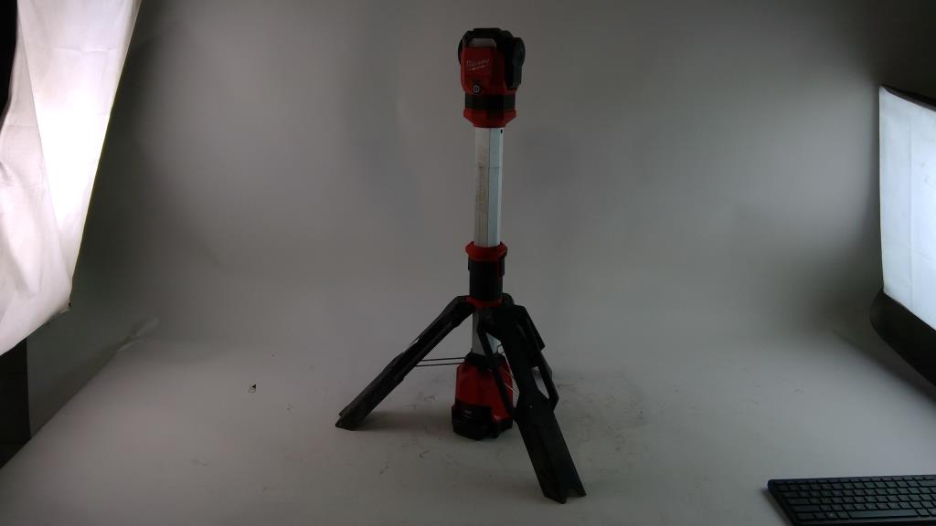 Milwaukee Worklight Stand | Property Room