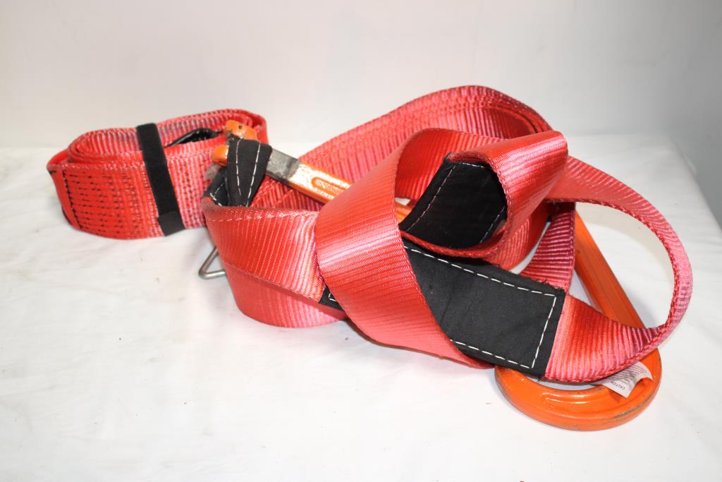 Miolle And Badlands Tow Straps And Hooks In Milwaukee Bag | Property Room