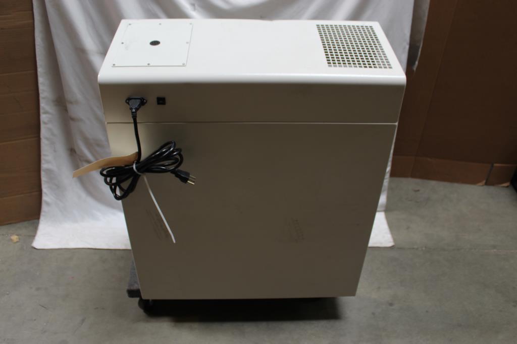 Misonix Inc. Fe-ws6 Downflow Workstation | Property Room