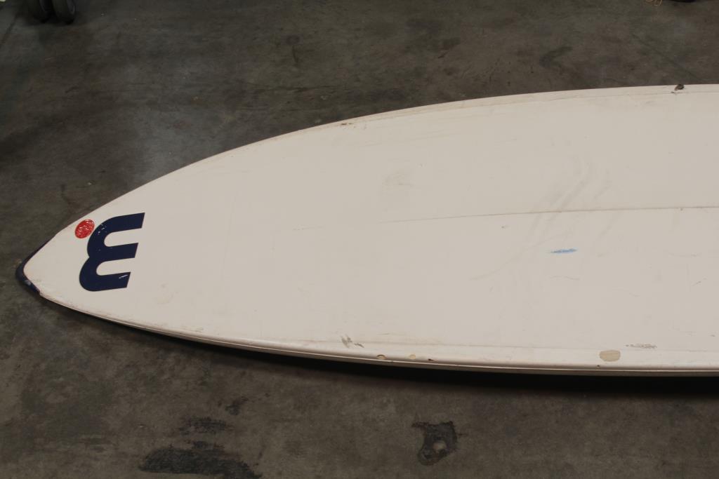 Mistral Hookipa Windsurfingboard | Property Room