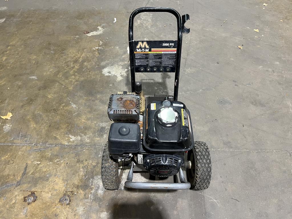 Mi-T-M Pressure Washer | Property Room