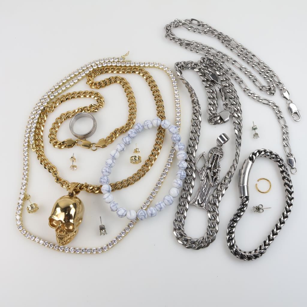 Mixed Jewelry, 10+ Pieces | Property Room