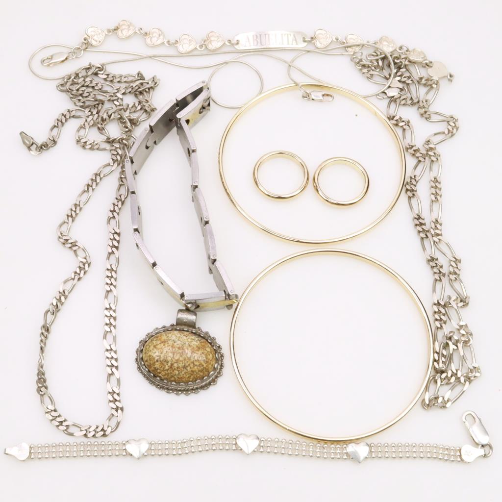 Mixed Jewelry, 10 Pieces | Property Room