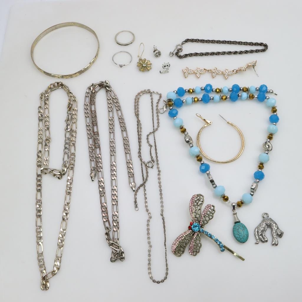 Mixed Jewelry, 12+ Pieces | Property Room