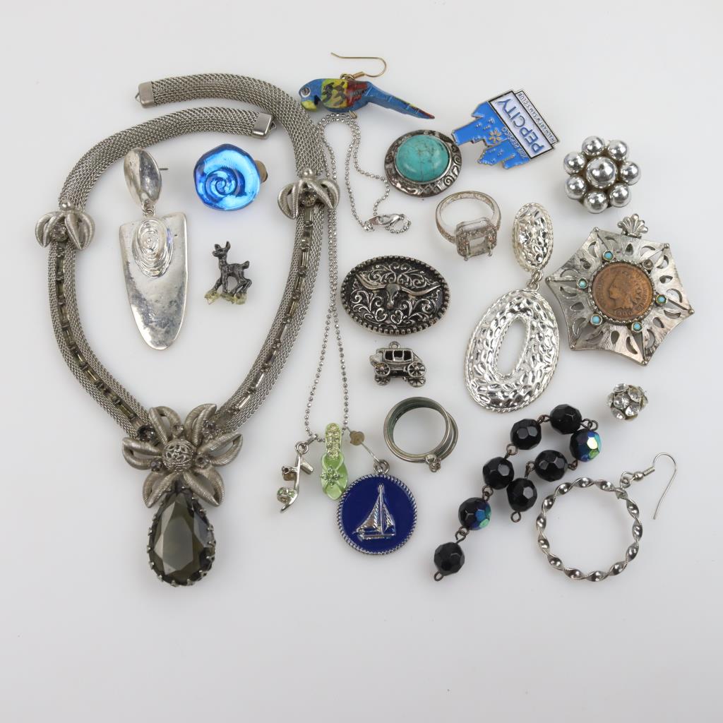 Mixed Jewelry, 14+ Pieces | Property Room
